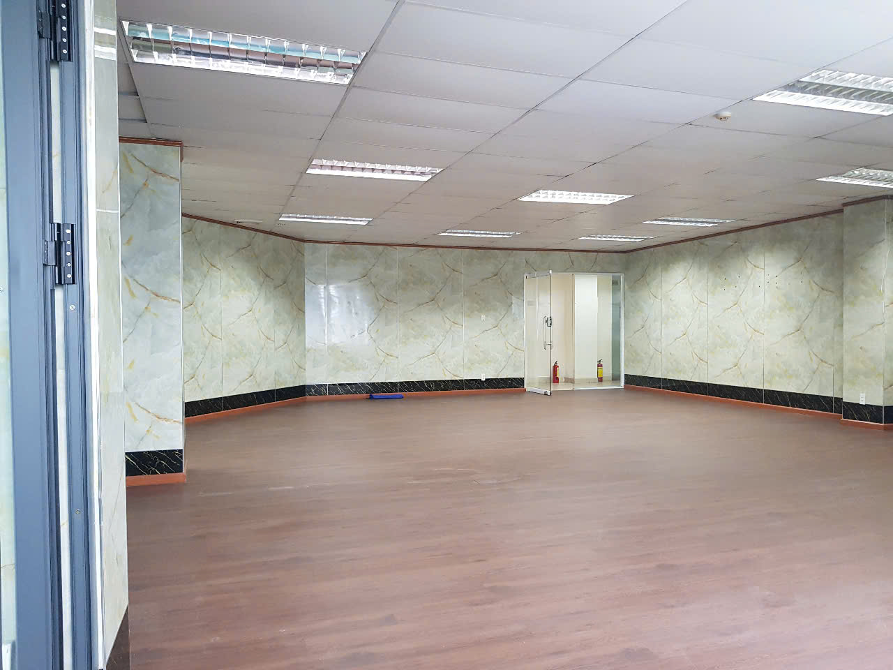 110m2 space office for lease – Savico Danang | Savico Building Danang ...